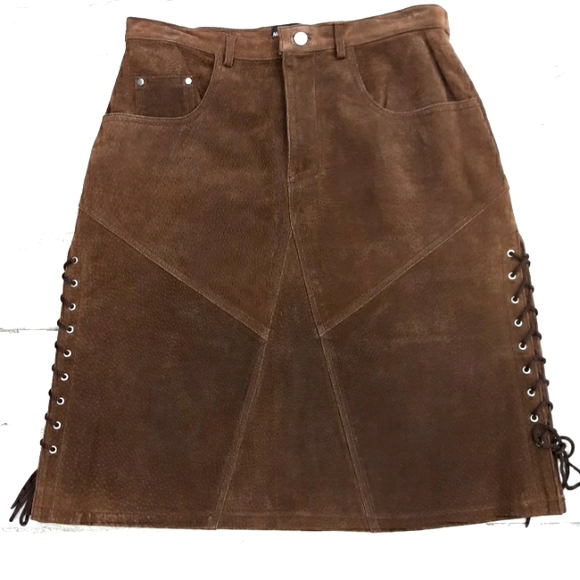 Neutral Zone Outerwear | Skirts | Euc Vtg Neutral Zone Leather Skirt ...